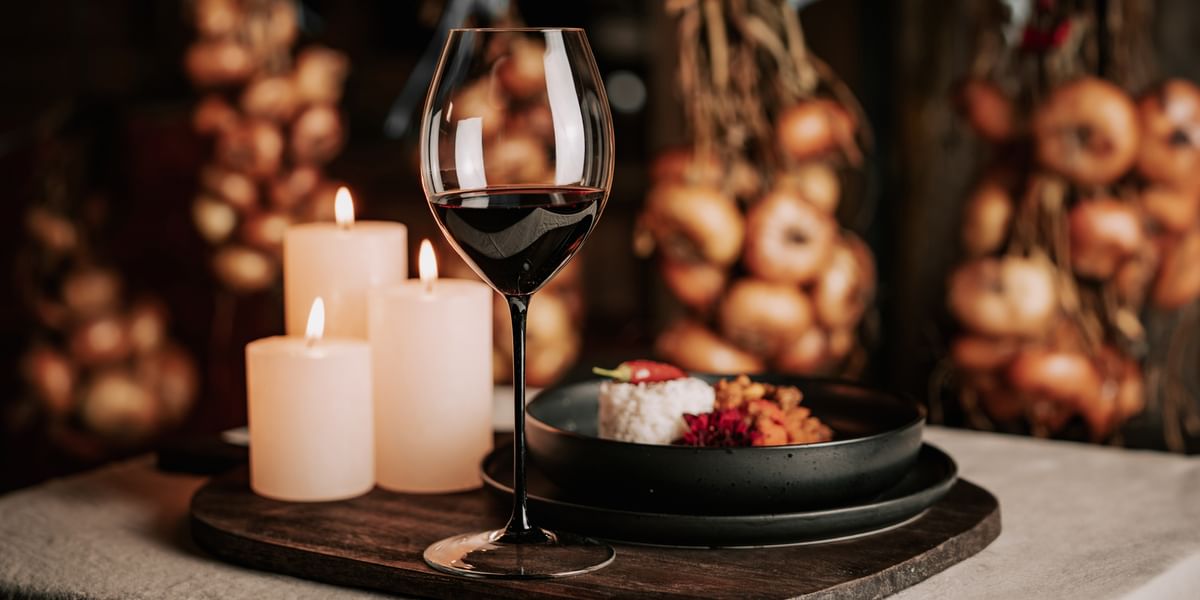 Spanish Goulash Recipe | RIEDEL Norway
